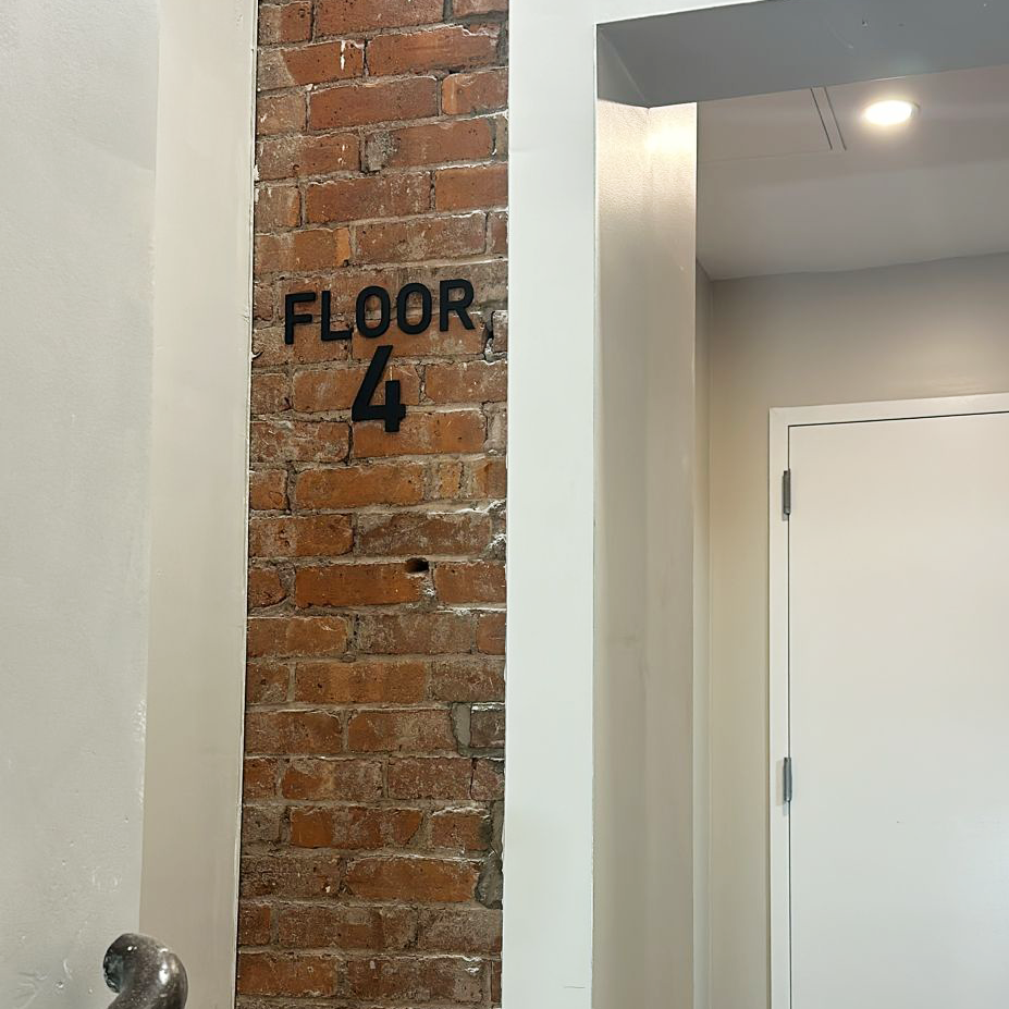 Floor Landing Sings - My Sign Station